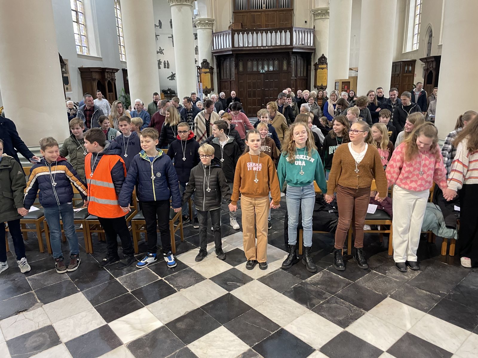 AANVRAAGVIERING VORMELINGEN WINGENE | Kerknet