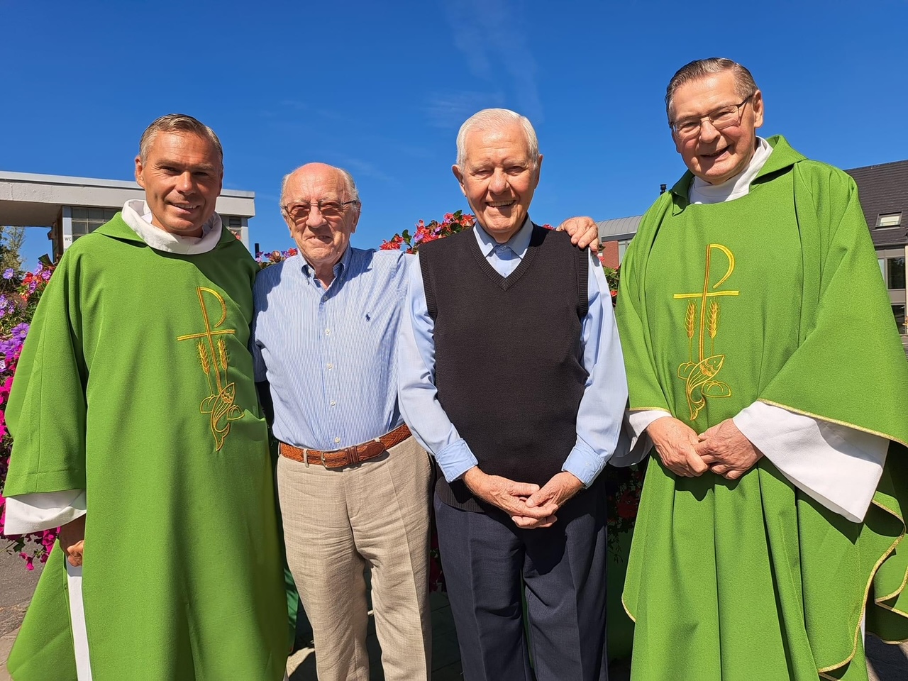 Interview met pater Donaat Bohé; 60 jaar priesterschap! . | Kerknet