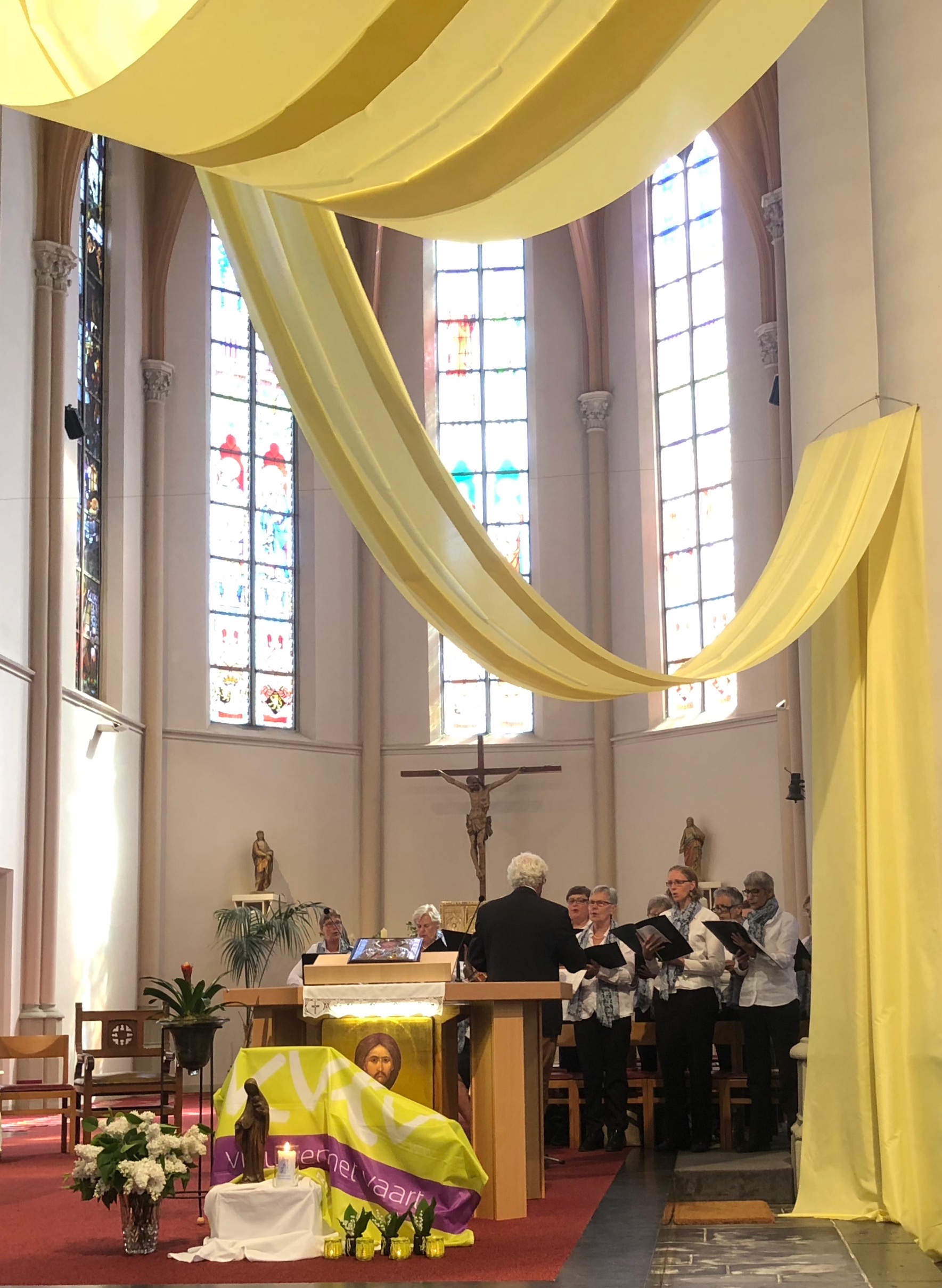 Meimaand Mariamaand ... | Kerknet