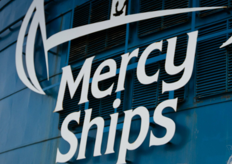 In de kijker: Gebeten door het Mercy-virus | Kerknet