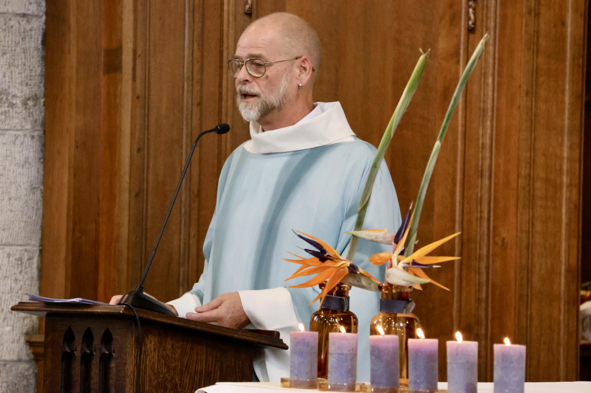 Terugblik aanstelling pastoor Patrick te Aalter, Oscar Romero | Kerknet