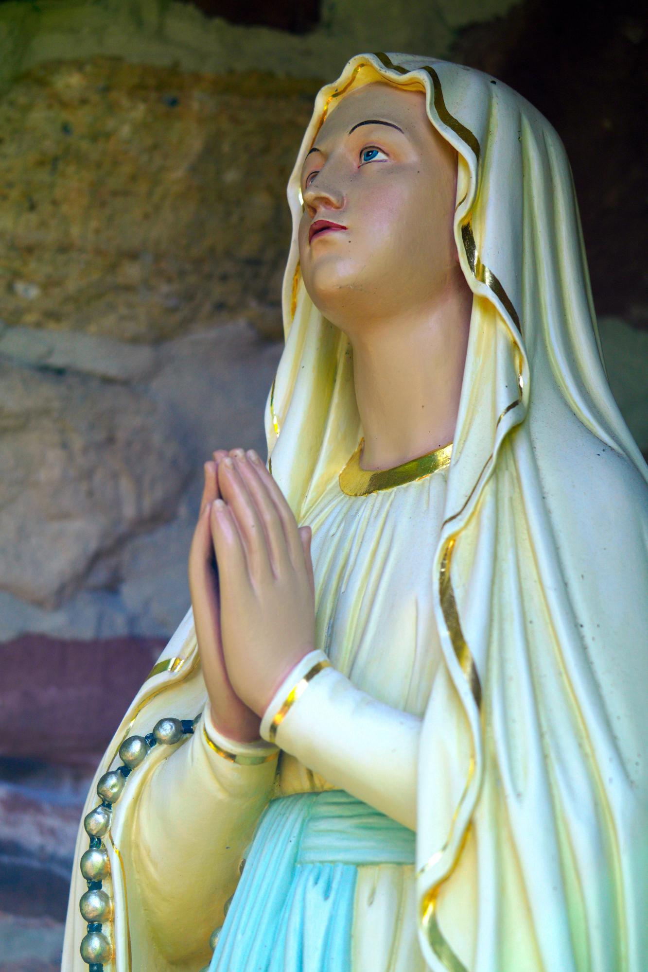 Meimaand: de maand ter ere van Maria | Kerknet