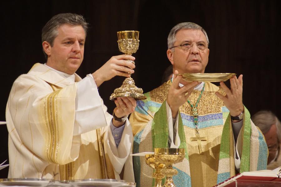 Mgr. Johan Bonny 10 jaar bisschop | Kerknet