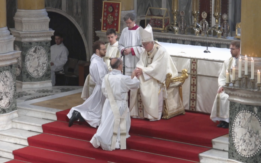 Patrick van der Vorst tot priester gewijd in Londen | Kerknet